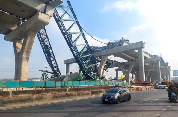 [VIDEO] Kren tumbang terus menghantui Thailand, insiden terbaharu ragut ...