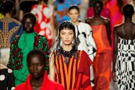 Eksperimen gaya trend mikro untuk elak 'fashion burnout' - Maya | Majoriti